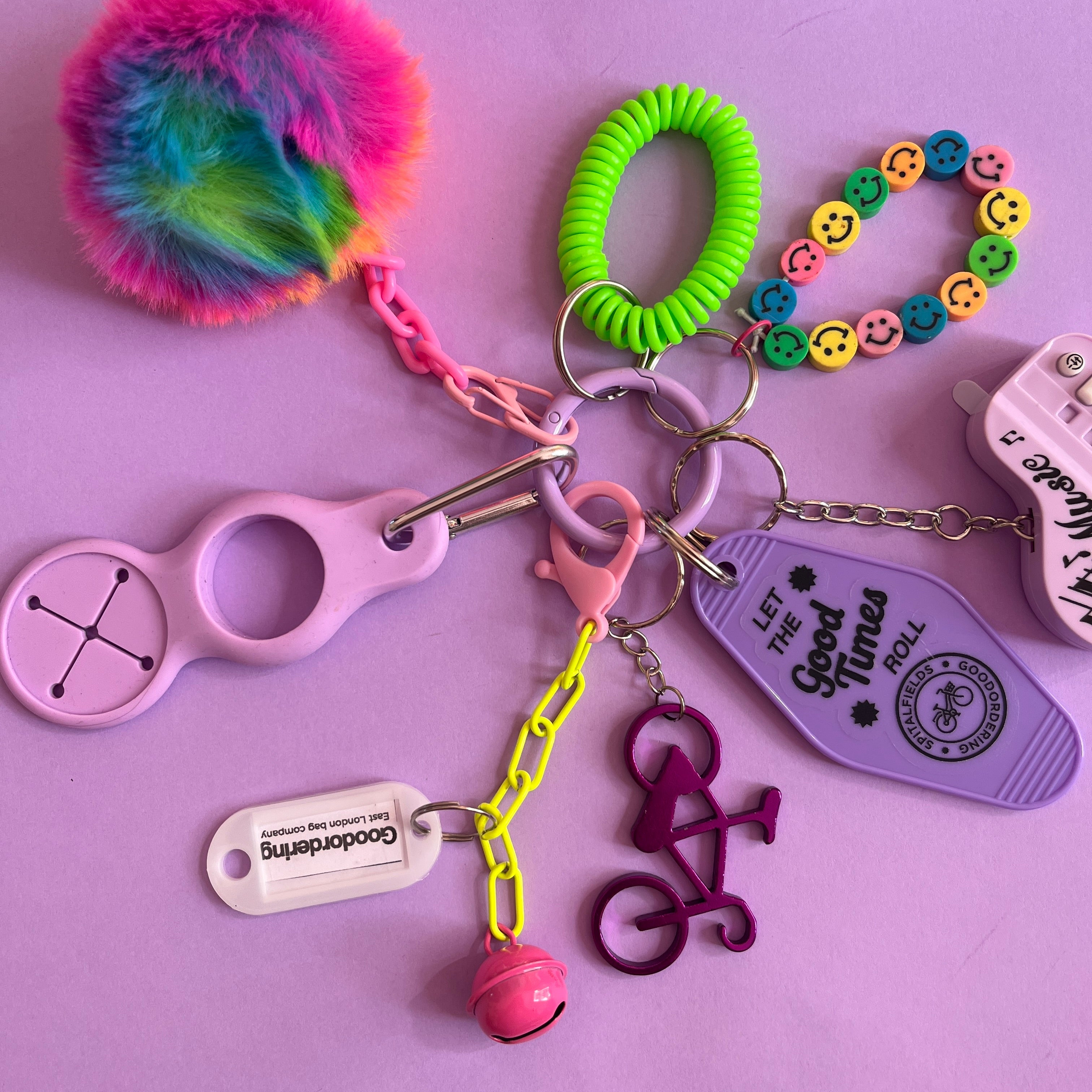 Bag charm and keyring neon fluffy – trendfields